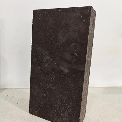 Cina 1.2-1.4% Contenuto di SiC Magnesite Crom Refractory Bricks per prestazioni a temperatura in vendita