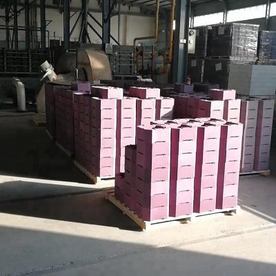 Cina Decoiling di mattoni di corindone di magnesia per forni industriali e applicazioni a temperatura in vendita
