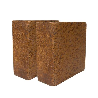 Cina Magnesite Ferro Spinel Refractory mattoni per 1800 °C Applicazioni ad alta temperatura in vendita