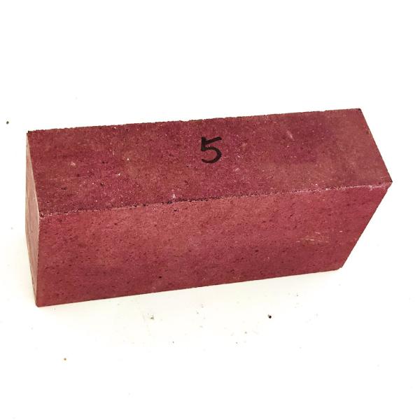 90% Al2O3 Content Chrome Corundum Brick for Glass Furnace Lining and Pool Demand