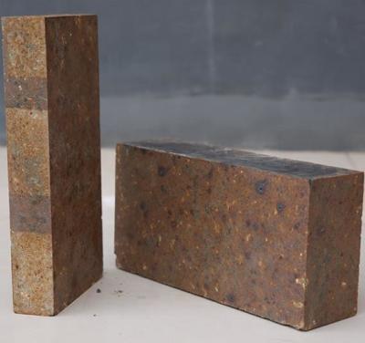 Cina Granite refrattarie di magnesia-cromo ad alta purezza per le prestazioni in forno ad alta temperatura in vendita