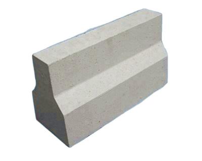 Cina Al2O3 Materiale grezzo Andalusite Bricks High Alumina Refractory Brick con 38% di SiO2 in vendita