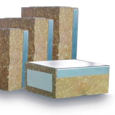 Cina 18% Porosità apparente Piccolo contenuto di SiC Magnesio Alumina mattoni per altoforno in vendita