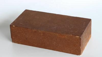 Cina Magnesia per forni di fusione del nichel in grado di refrattaria comune 1580° refrattaria 1770° C.C.S Mpa ≥60 in vendita