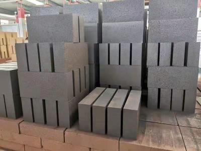 Cina 9-12% Contenuto di Al2O3 Magnesia mattoni cromati per forno elettrico in vendita
