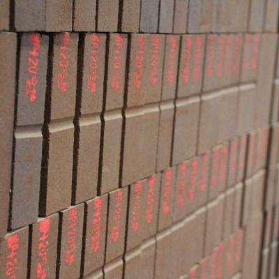 Cina Block Magnesia Alumina Spinel Refractory Brick per zone di transizione superiori e inferiori 13-16% Porosità apparente Durable in vendita