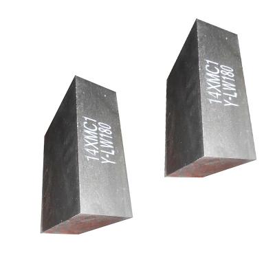 Cina ISO BV certificato Magnesia Carbon Brick per forno elettrico / cucchiaio in acciaio progettato per soddisfare le richieste dei clienti in vendita
