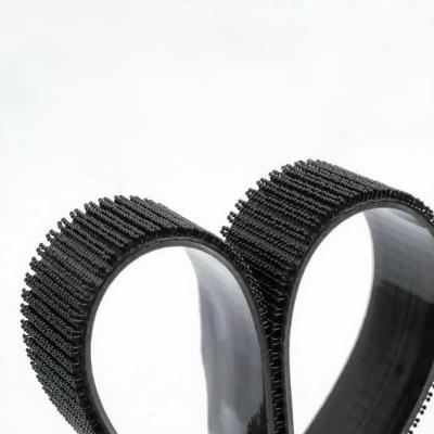 China OEM Adhesive Hook And Loop 180mm 70 % Polyester 30 % Nylon Long Lasting UV Proof for sale