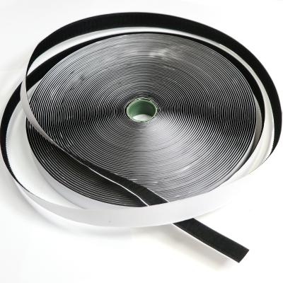 China 20 mm Nylon Hook And Loop Strips op maat voor scherm, raam en deur gordijn Te koop