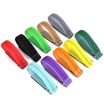 China IJzeren Buckle Omgekeerde zelfklevende haak en lus Elektronische 10 mm kleverige haak en lus Te koop