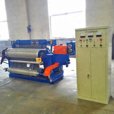 Cina elettrodi doppi di fila di 90rows/Min Wire Net Making Machine, 4 piedi di larghezza ss di macchina di saldatura di acciaio in vendita