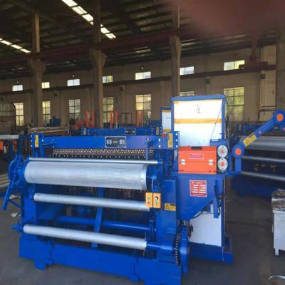 中国 華陽 1mの幅SSの鋼鉄溶接機、経度ワイヤーは金網機械を溶接した 販売のため