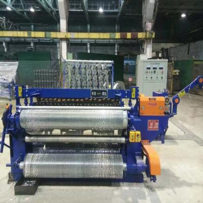 中国 GIワイヤー鉄の網ロール網の溶接機の品種水生網130回/分 販売のため