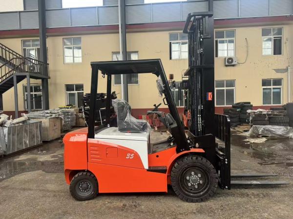 Quality Customized 2 Ton Electric Forklift CPD20 Battery Powered Forklift for sale