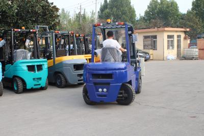 China Diesel Forklift Lift Truck High Quality 1.5Ton-5Ton with Sideshift and Solid Tire for sale