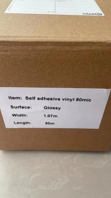 Cina Radura trasparente stampabile del rotolo dell'autoadesivo del vinile 90micron per vetro in vendita