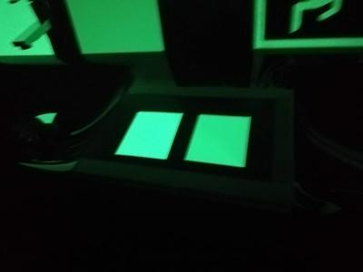 Cina Incandescenza autoadesiva Photoluminescent del vinile dell'OEM 0.62m negli autoadesivi scuri del vinile in vendita