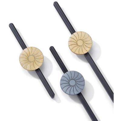 中国 アルミ合金は黒い現代引きのハンドルによってがある家具ハードウェア食器棚の食器棚のワードローブの引出しのドアの金を引っ張る 販売のため