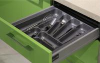 China Plastic Cutlery Tray Drawer Organizer with Soft-Grip Lining 6 Compartments Customizable for sale