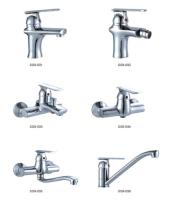 China Mounted Single Handle Extended Basin Faucet Chrome Brass Bathroom Mixer for sale