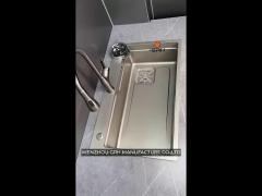 2024 Popular Large Single Slot Multifunction Cascata de aço inoxidável Laveira de cozinha Display digital LED anti-arranhões