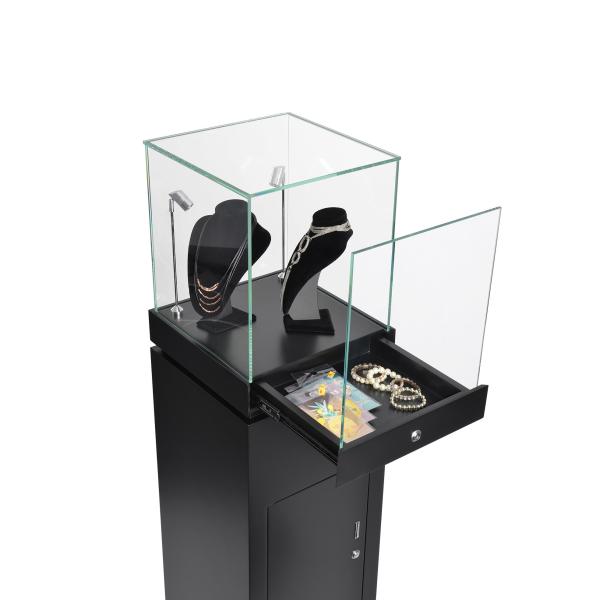 Punto di legno del banco di mostra dei gioielli della collana dell'esposizione di schiocco dell'acquisto con la serratura