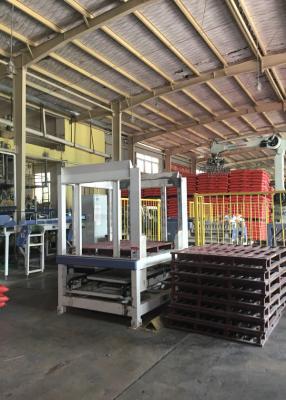 China Sistema automático PLC do compartimento de pálete e tela táctil controlado com grupo de Complte de transportes à venda