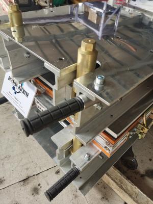 China 800mm EA Bar Two Piece Conveyor Belt Splicing Machine Vulcanizing Press for sale
