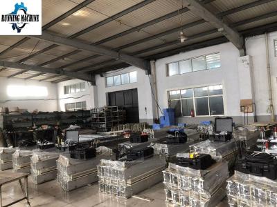 China 1600mm LichtgewichtTransportbandlasapparaat Vulcaniser met Aluminiumstructuur Te koop