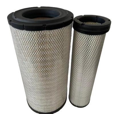 Cina Filtro d'aria per autocarri P532966 AF25667 RS3517 600-185-4100 43930254 610693 13852231 249987A1 700717484 GG11P00008S002 N102236 in vendita