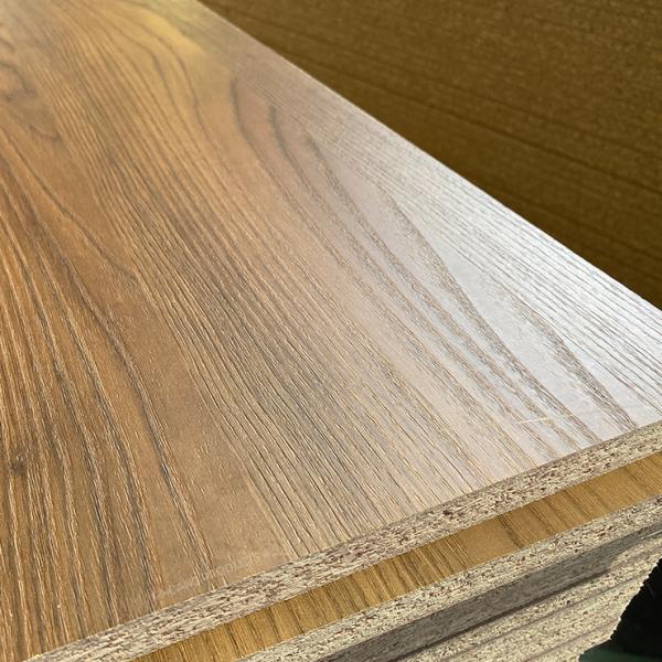 Quality Environmental Grade Laminated Particle Board Zero Formaldehyde Particle Chipboard 1220x2440 for sale