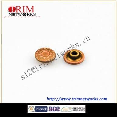 China Brass rivet 9.5MM HVB Green Copper sunflower pattern round fashion metal button for sale