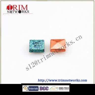 China Alloy rivet 9MMX9MM HVB copper/HVB anti bronze with green oil effect square tower shaped fashion metal button for sale