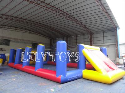 Cina campo da giuoco gonfiabile del gioco del PVC/blu gonfiabile di giallo del campo di football americano in vendita