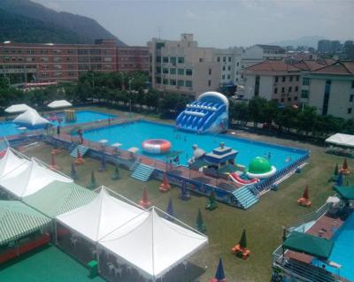 Cina Le piscine all'aperto della struttura d'acciaio del PVC del portatile, l'acqua gonfiabile del gaint parcheggia in vendita
