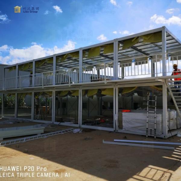 Quality Windproof Flat Pack Container House 5.8M 4T Prefabricated Homes Containers for sale