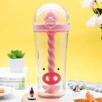 China Creative 218g PP AS Plastic Straw Water Bottle With Stirring Function for sale
