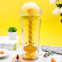 China Creative 218g PP AS Plastic Straw Water Bottle With Stirring Function for sale