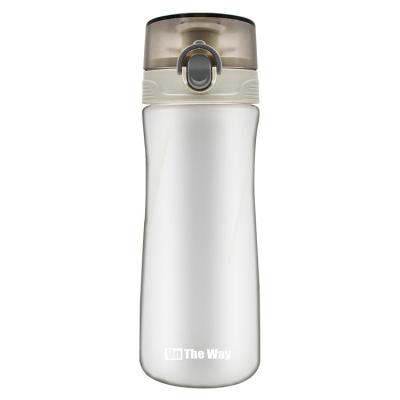 Cina Matte Texture Plastic Portable Water imbottiglia con 450ml la capacità 15OZ in vendita