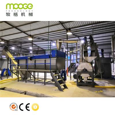 Cina lavaggio delle bottiglie dell'ANIMALE DOMESTICO 2000kg/H che ricicla linea nei fiocchi dell'Algeria 400kw che lavano linea in vendita