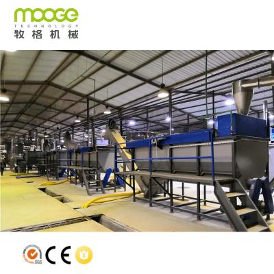 Cina lavaggio delle bottiglie dell'ANIMALE DOMESTICO 2000kg/H che ricicla linea nei fiocchi dell'Algeria 400kw che lavano linea in vendita