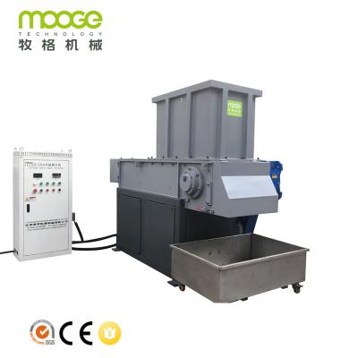 Cina Bottiglia di acqua di carta 2000kg/H della trinciatrice residua del fiocco del cartone di plastica della macchina in vendita