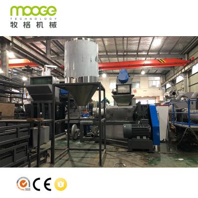 Cina Granulatore di plastica del compattatore della macchina di pelletizzazione del PE dei pp che ricicla spremuta dei fiocchi in vendita