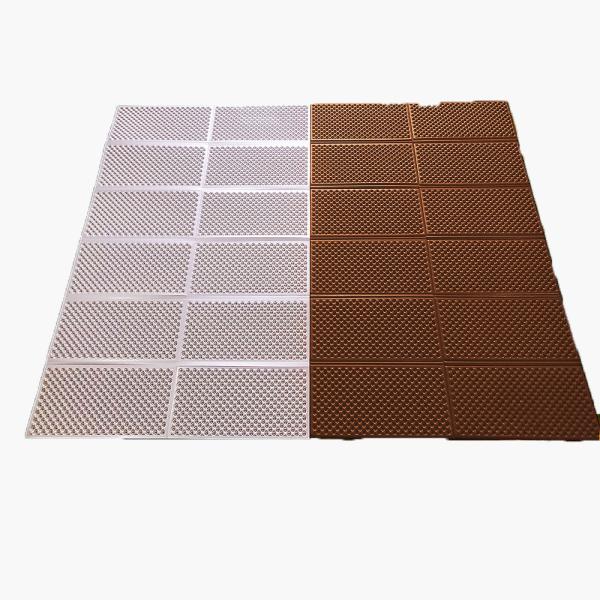 Quality Foldable 2 Person Foam Sleeping Pad , Foldable Aluminum Foil Camping Mat For Mountaineering for sale