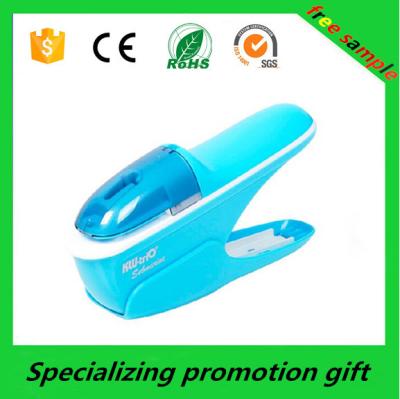 China Professional Green / Blue Promotional Stationery Small Stapler 40*30*70mm for sale