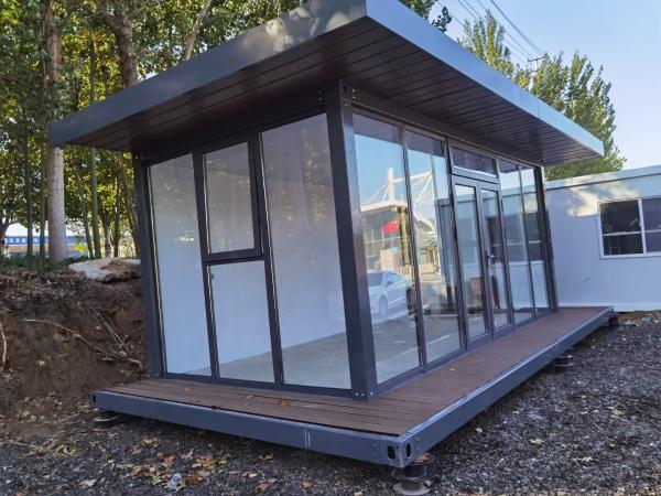 Quality DIY Beach Portable Cottage Refabricated Modular Micro Prefab Container House for sale