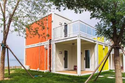 China Casa de lujo con ventanas de aluminio y diseño moderno. en venta