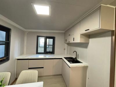 Cina Casa in container prefabbricata in vetro in alluminio con doppia ala, sala pieghevole e facile espansione in vendita