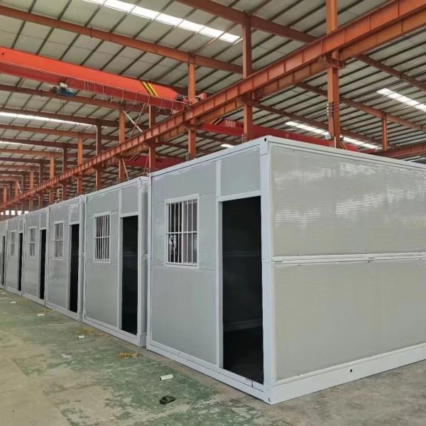 Quality Fast Installation Flat Pack Folding Containers Prefab Houses with Sandwich Panel for sale