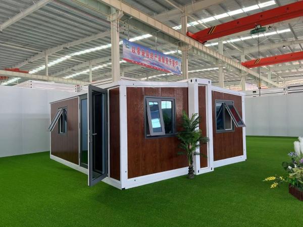 Quality 20ft Prefabricated Foldable Portable House for Offices and Homes EPS Sandwich for sale